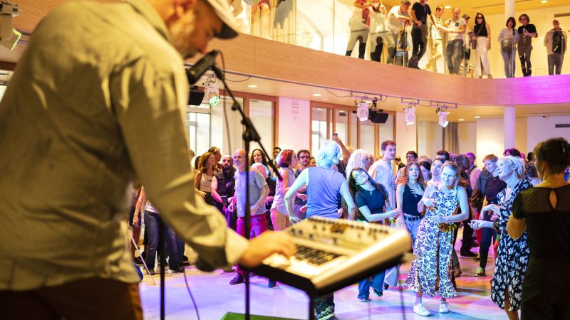 Les bals, Saison 2023-2024 - Théâtre de la ville de Paris